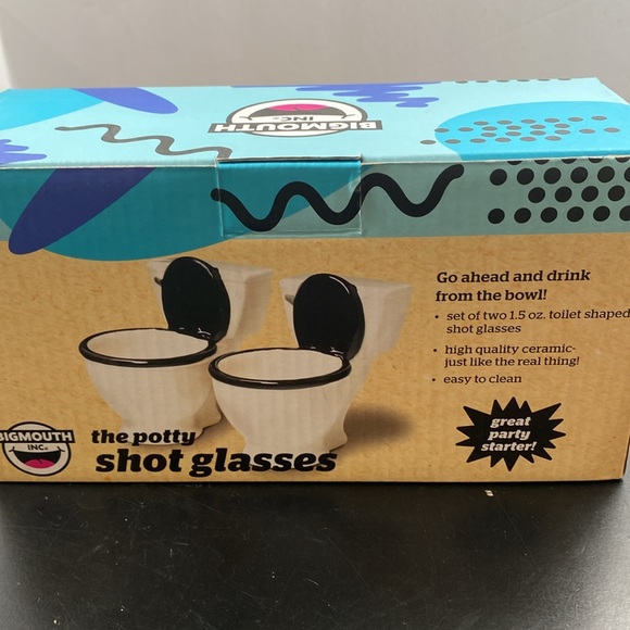 Big Mouth Inc | Dining | The Potty Shot Glasses Big Mouth Inc Set Of 2 ...